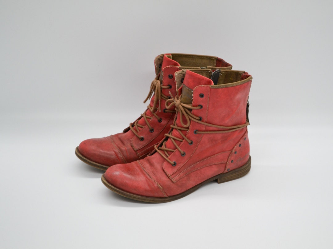 Vintage Leather Lace up Ankle Boots in Raspberry Red Round Toe Flats ...