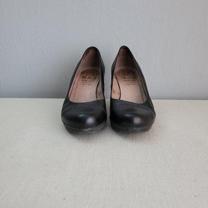 Vintage Leather Pumps in Black | Round Toe High Heels Platform Shoes ...