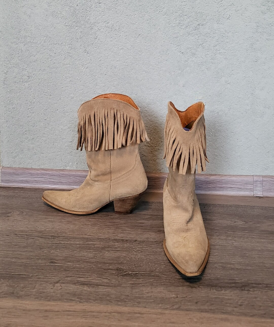 Pepe Jeans Suede Fringed Cowboy Boots: Beige Western Boots US 8 - Etsy