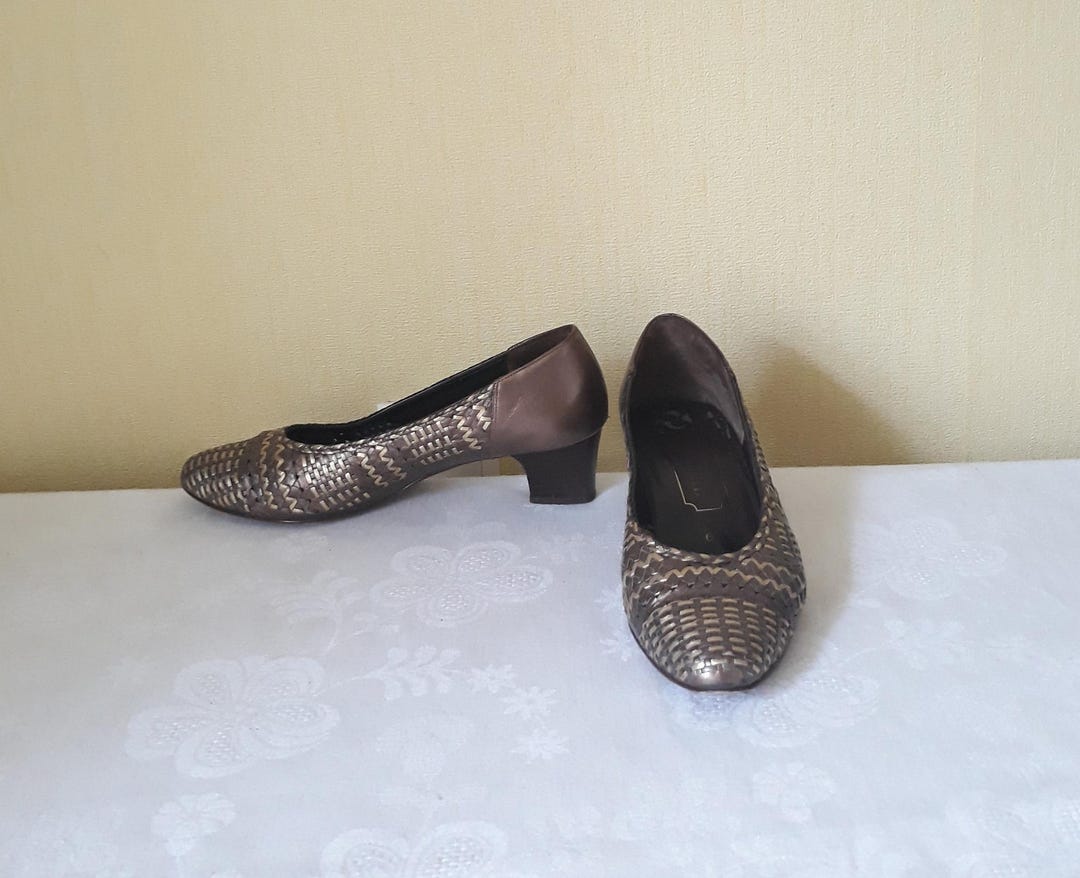 Vintage Brown With Golden Woven Leather Women Loafers / German Chunky ...