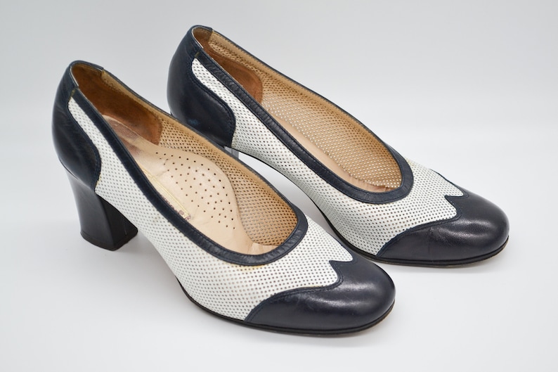 Vintage Leather Spectator Pumps: Black & White Wingtip Heels, EU 36 - Etsy