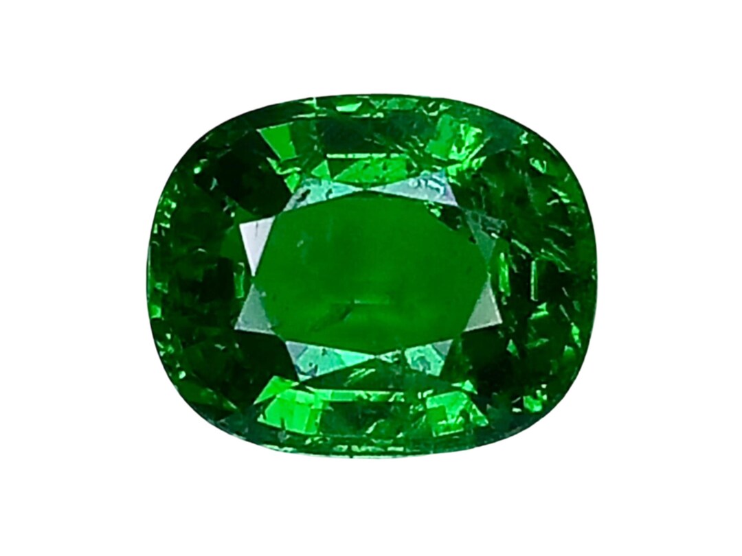 Vivid Green Grossular Garnet ( Tsavorite ) Gemstone: 2.23 Ct Oval Shape ...