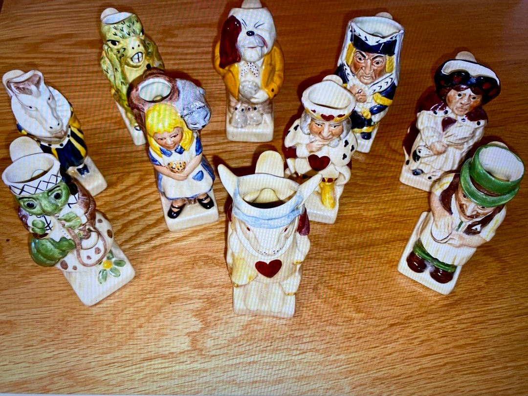 RARE the Alice in Wonderland Miniature Toby Jug Collection X10 ...