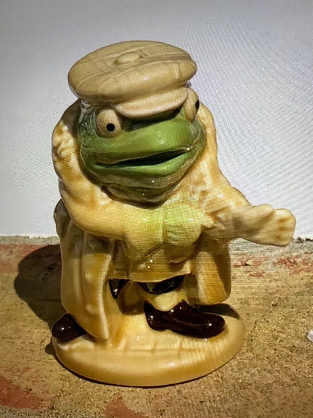 Vintage Wade ‘toad’ Wind in the Willows Figurine - New Vic Theatre ...