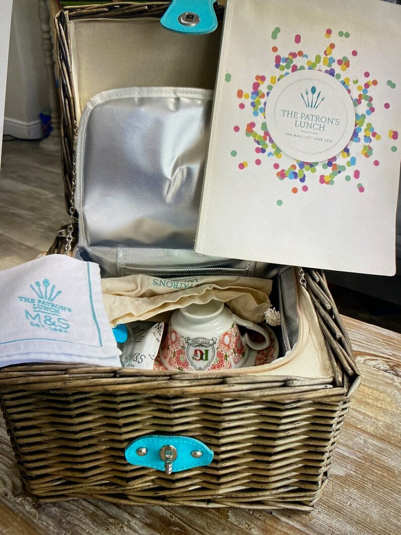 Queens 90th Birthday Patrons Lunch Picnic Hamper - Etsy