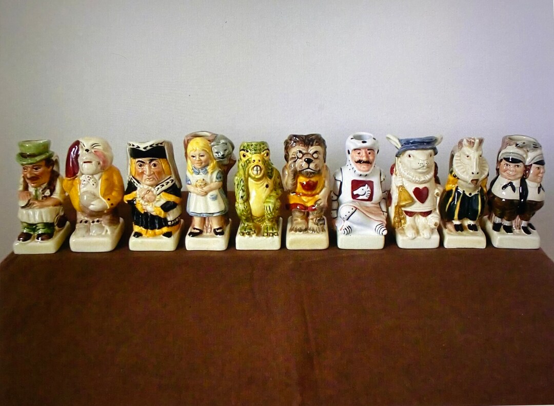 RARE the Alice in Wonderland Miniature Toby Jug Collection X10 ...