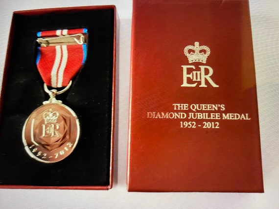 Queen Elizabeth Ii Diamond Jubilee Medal Queens Diamond Jubilee Medal