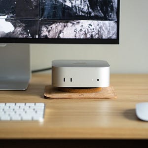 Mac Mini Stand - the Pedestal: Italian Leather, Fits M4 / M4 Pro ...