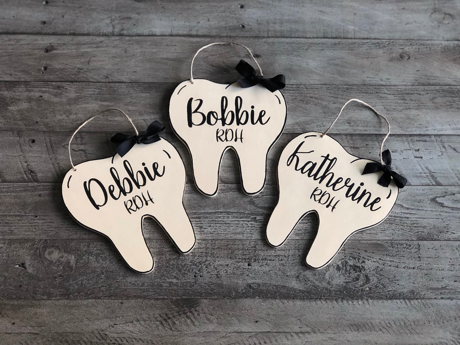 Tooth Door Hanger / Teeth / Dental Hygiene / Dentist Office / - Etsy