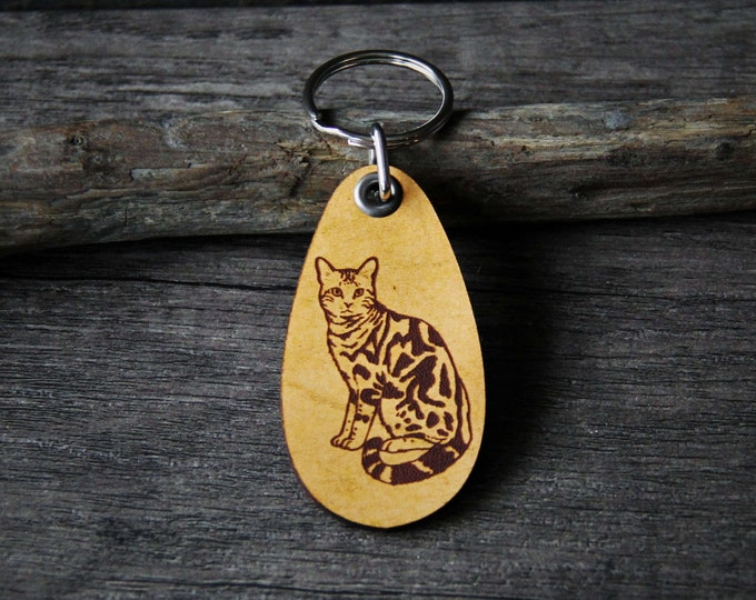 Sleepy Tabby Cat Cat Genuine Leather Keychain - Etsy
