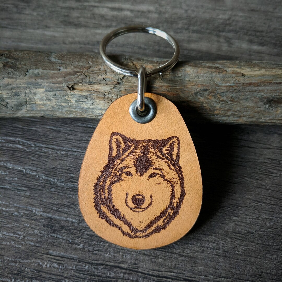 Wolf- Genuine Leather Keychain - Etsy