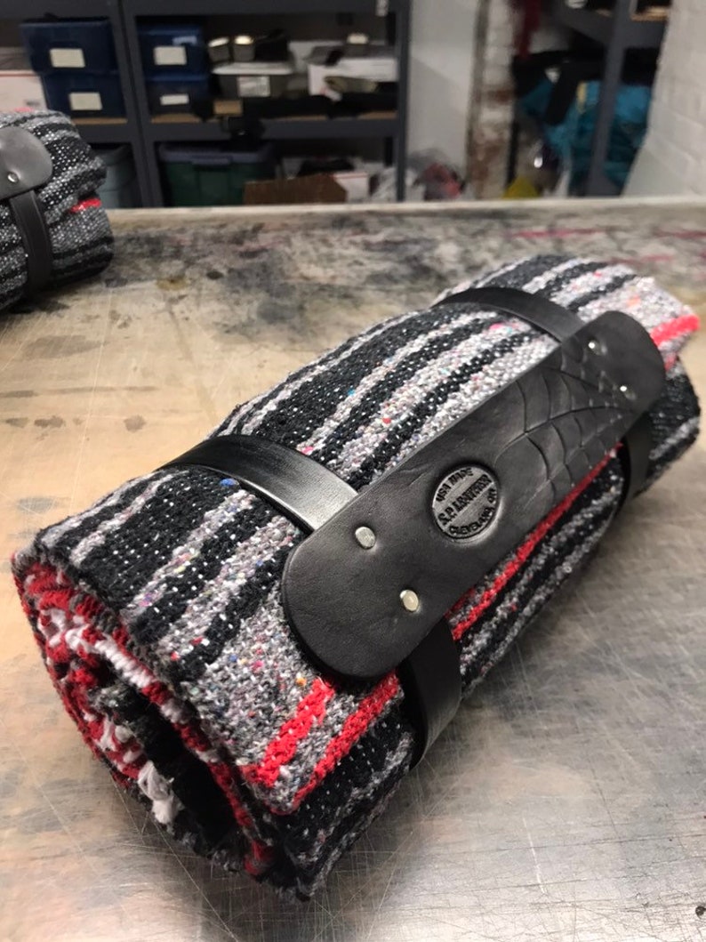 Leather blanket roll / hiking gear / serape blanket / outdoor | Etsy