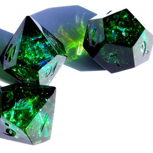 Acid Arrow custom Paint Green and Black Handmade Sharp Edge Resin Dice ...
