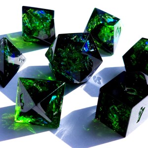 Acid Arrow custom Paint Green and Black Handmade Sharp Edge Resin Dice ...