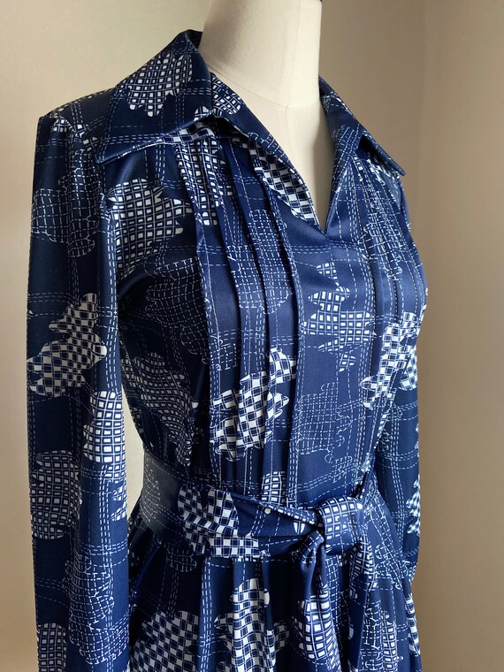 1970s Navy Psychedelic Op Art Novelty Print Checkered… - Gem