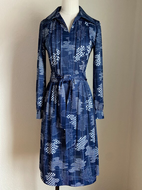 1970s Navy Psychedelic Op Art Novelty Print Checkered… - Gem