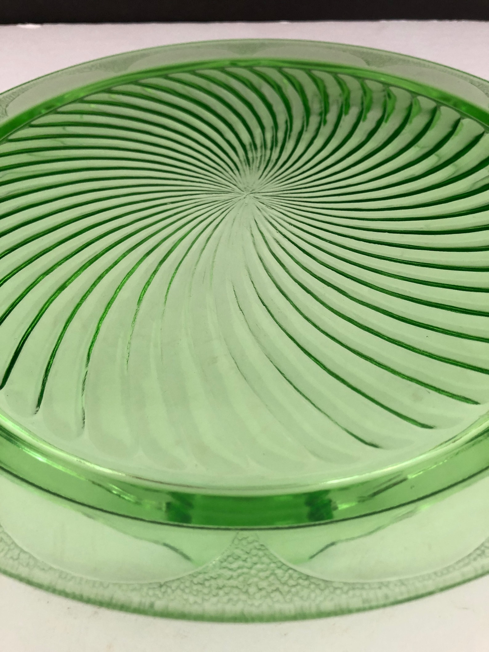 Green Depression Glass Plates Uranium Glass EAPG Glowing - Etsy