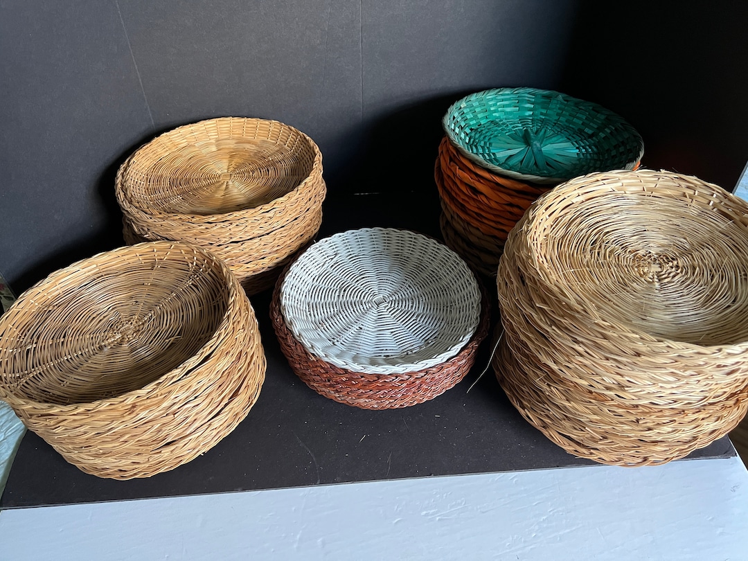 Paper Plate Holders, Wicker Plate. Grass Plates, Colored Grass Plates ...