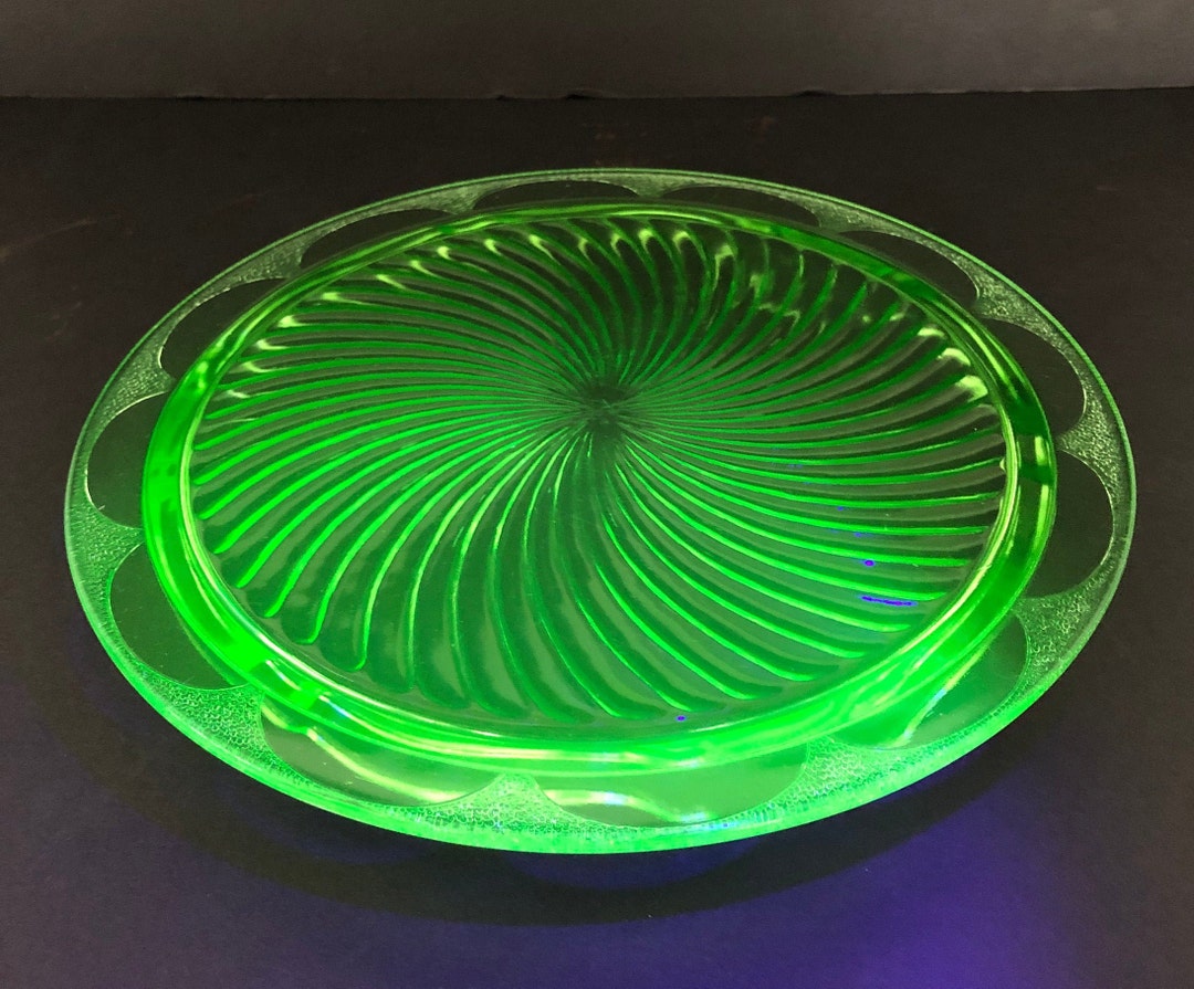 Green Depression Glass Plates, Uranium Glass, EAPG, Glowing Glass, Open ...