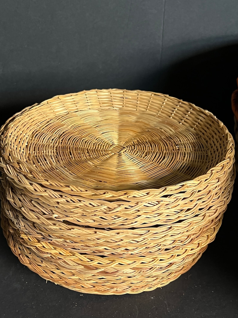 Paper Plate Holders, Wicker Plate. Grass Plates, Colored Grass Plates ...