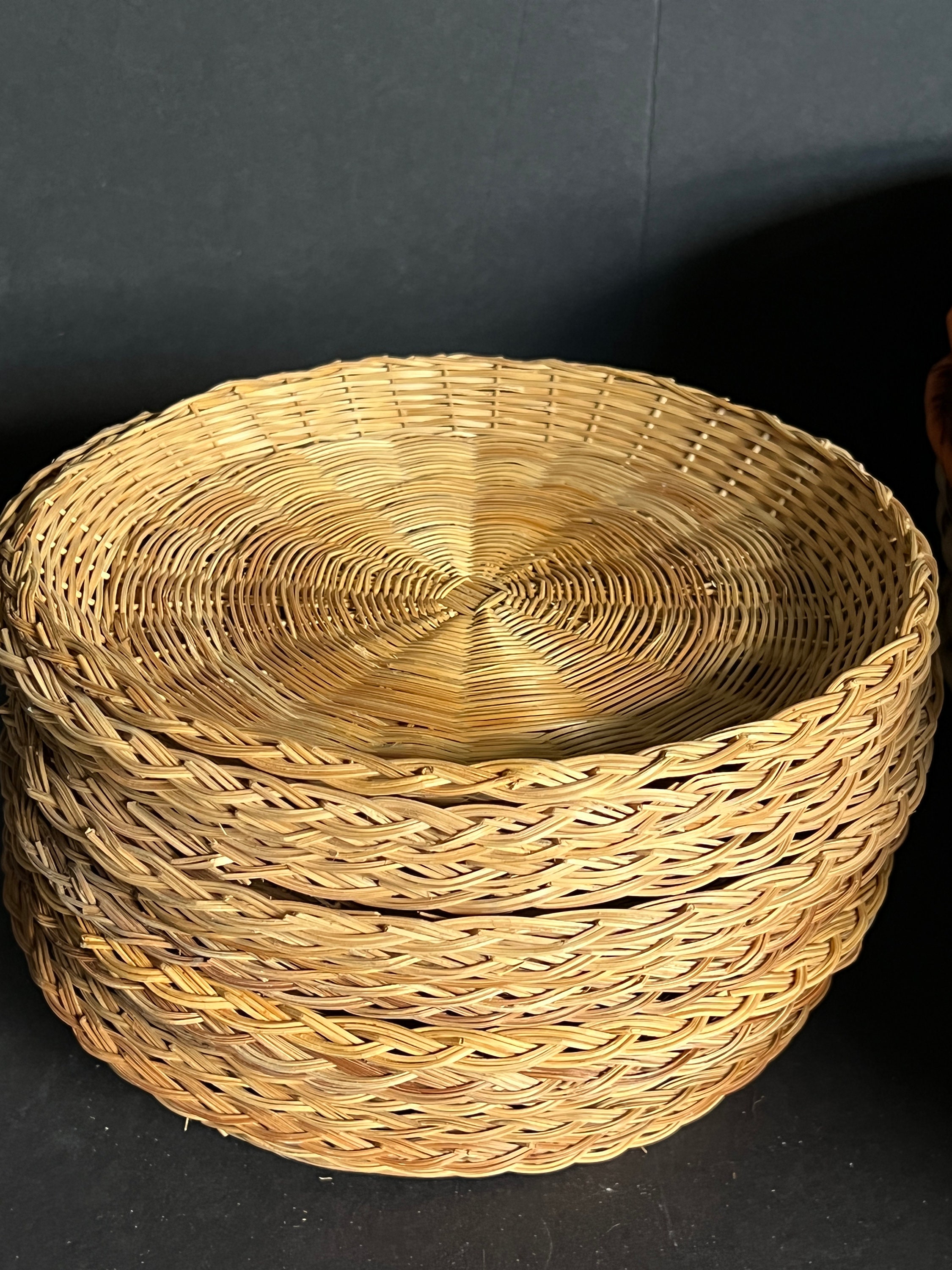 Paper Plate Holders, Wicker Plate. Grass Plates, Colored Grass Plates ...