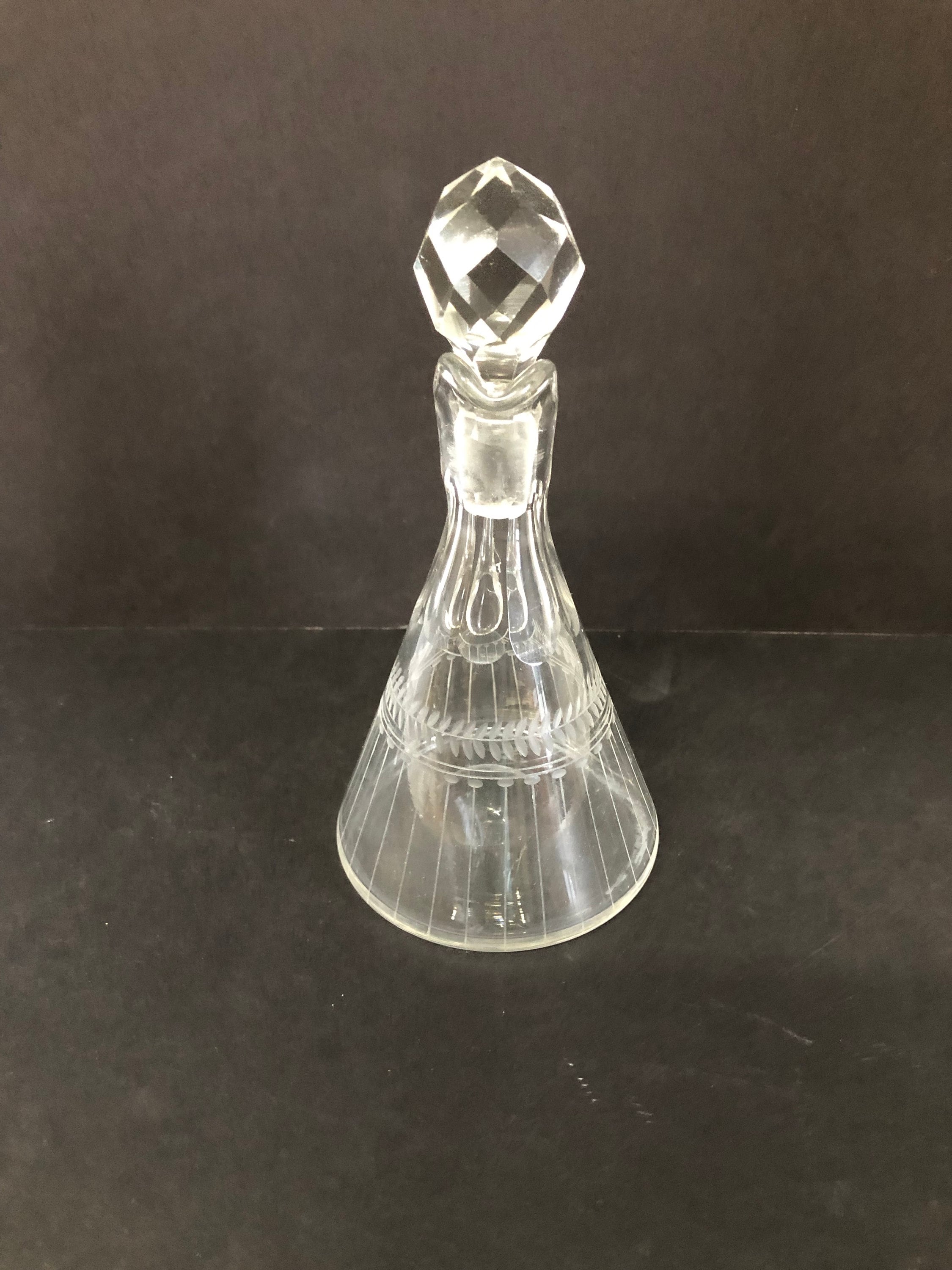 Decanter, Cut Curet, Faceted Stopper, Cut Glass, - Etsy