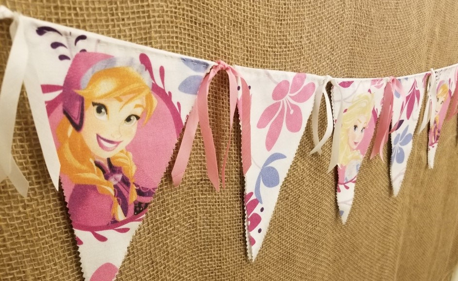 Frozen Princesses Banner, Elsa & Anna Frozen Bunting, Girl's Room Wall ...
