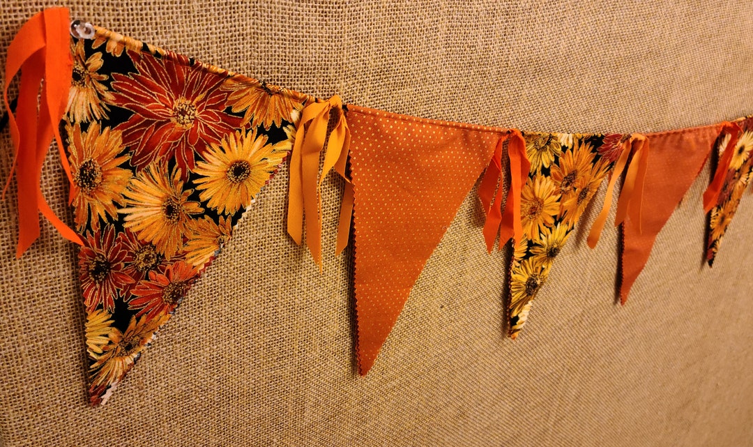 Fall Mums Floral Banner, 5 Ft., Floral Autumn Two-sided Bunting, Rust ...