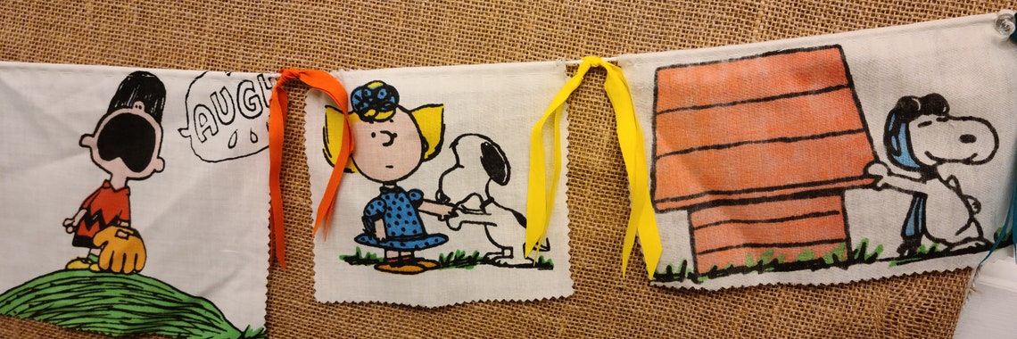 Peanuts Gang Playing Baseball Banner, 5 Ft., Charlie Brown and Friends ...
