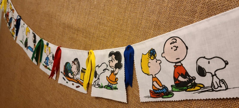Snoopy and Gang Playtime Banner, 5 Ft., Charlie Brown, Snoopy ...