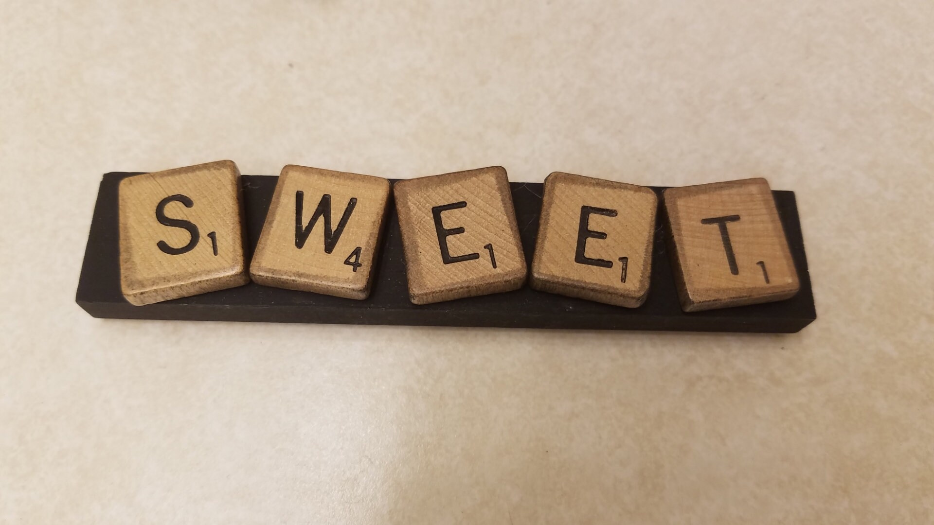 Donunt, Sweet, Laugh, Sugar, Hello, Whim Scrabble Magnet Words ...