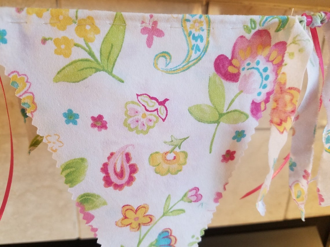 Spring Floral Bunting Flags Fabric Banner Spring Flowers Wall Hanging ...