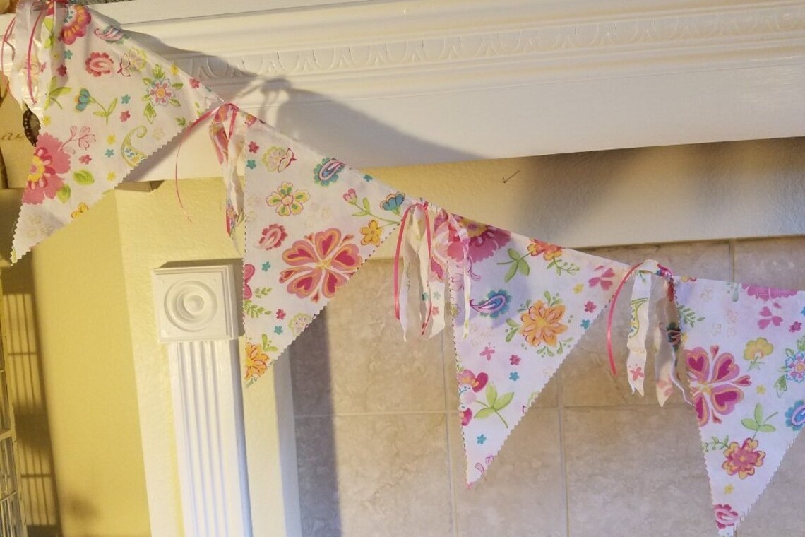 Spring Floral Bunting Flags Fabric Banner Spring Flowers Wall Hanging ...