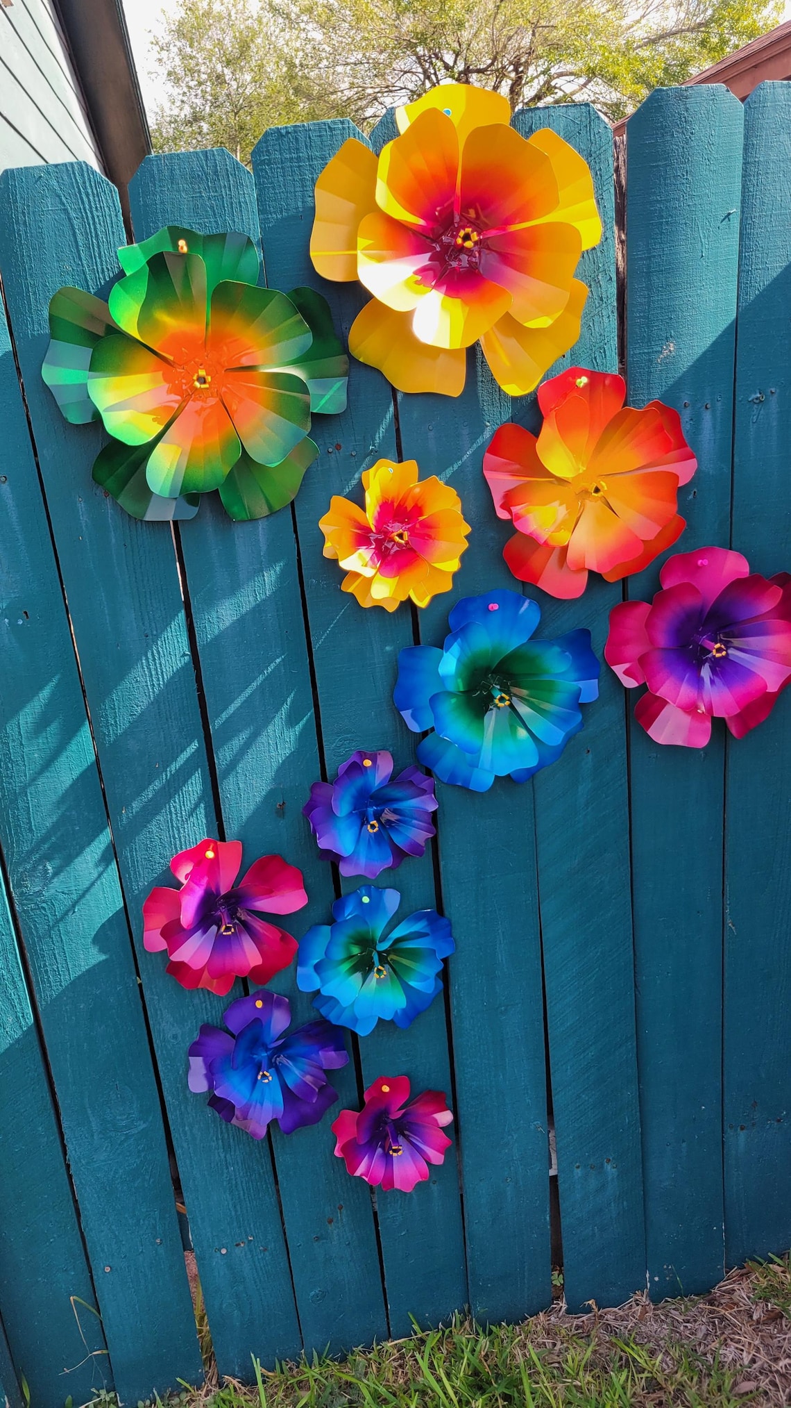 Metal Hibiscus Fence Flowers: Colorful Garden Art - Etsy