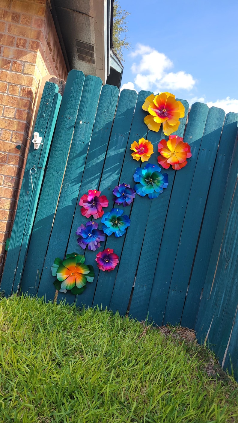 Metal Hibiscus Fence Flowers: Colorful Garden Art - Etsy