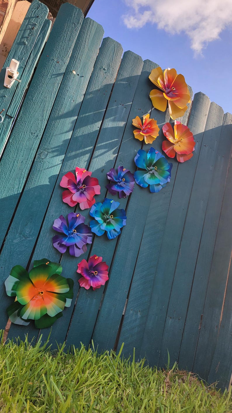 Metal Hibiscus Fence Flowers: Colorful Garden Art - Etsy