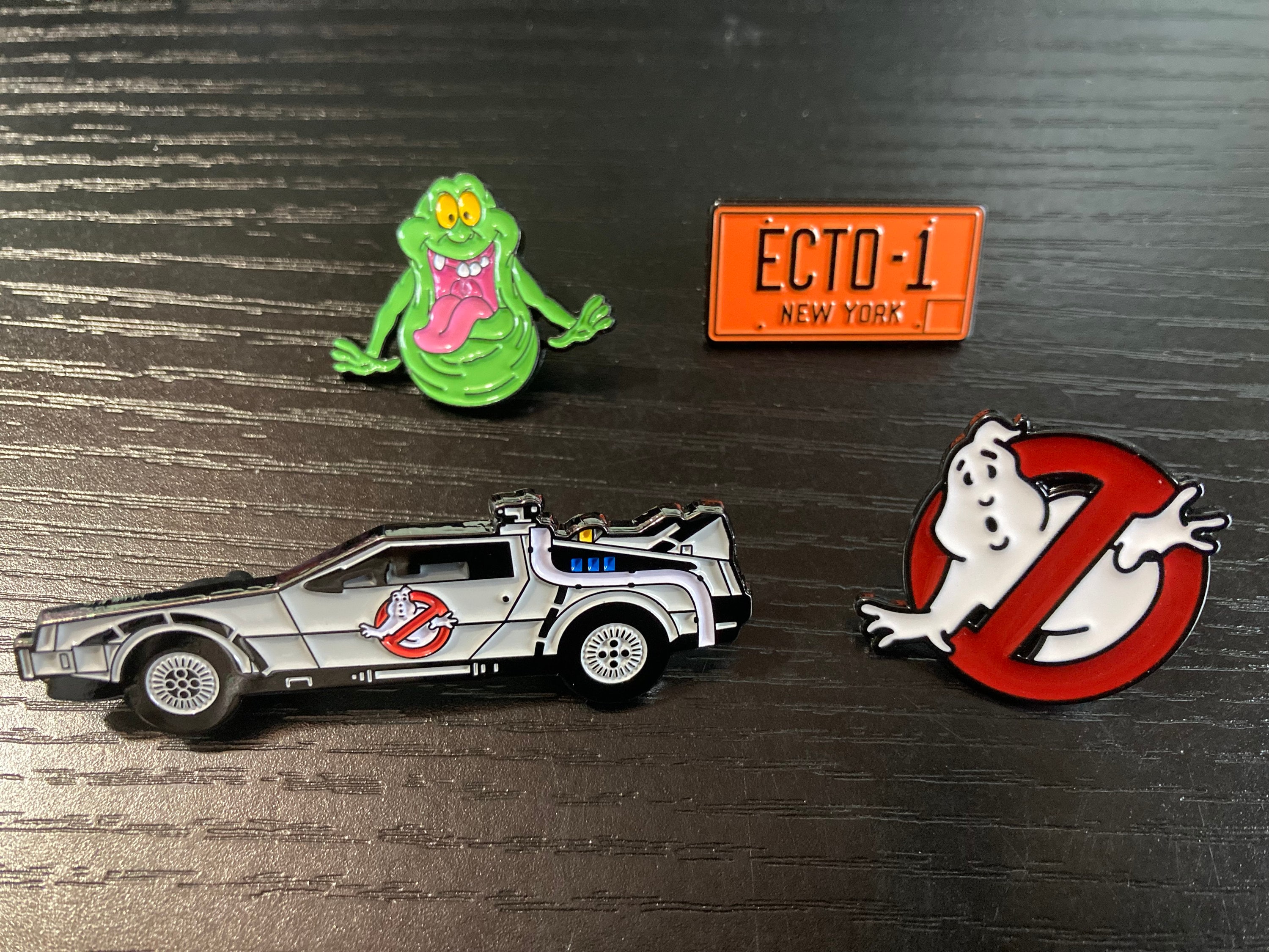 Ghostbusters Enamel Pin Badge Metal Pin Movie Film Merchandise - Ecto 1 ...