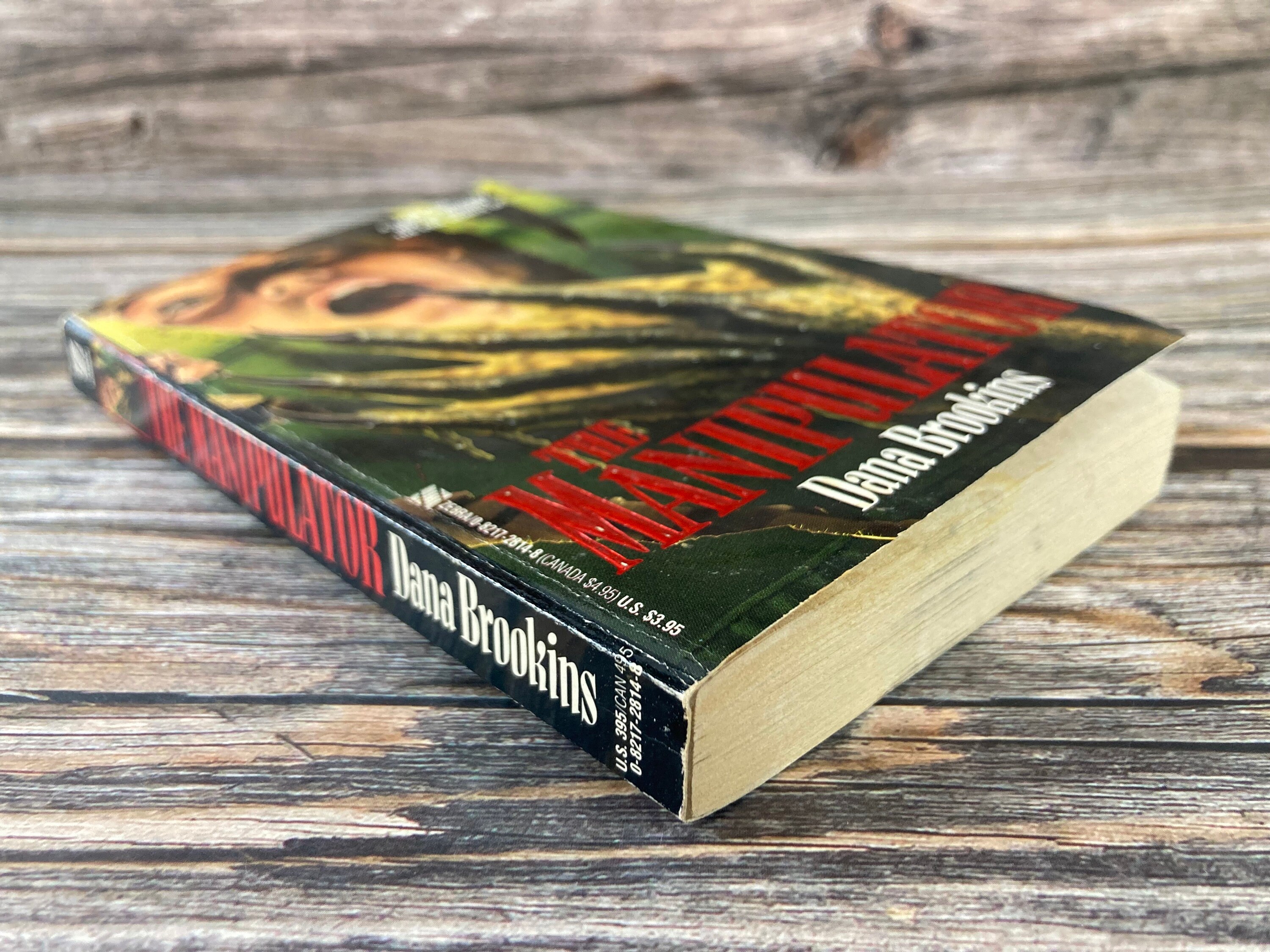 The Manipulator by Dana Brookins - Zebra Horror Books - Zebra Paperback ...