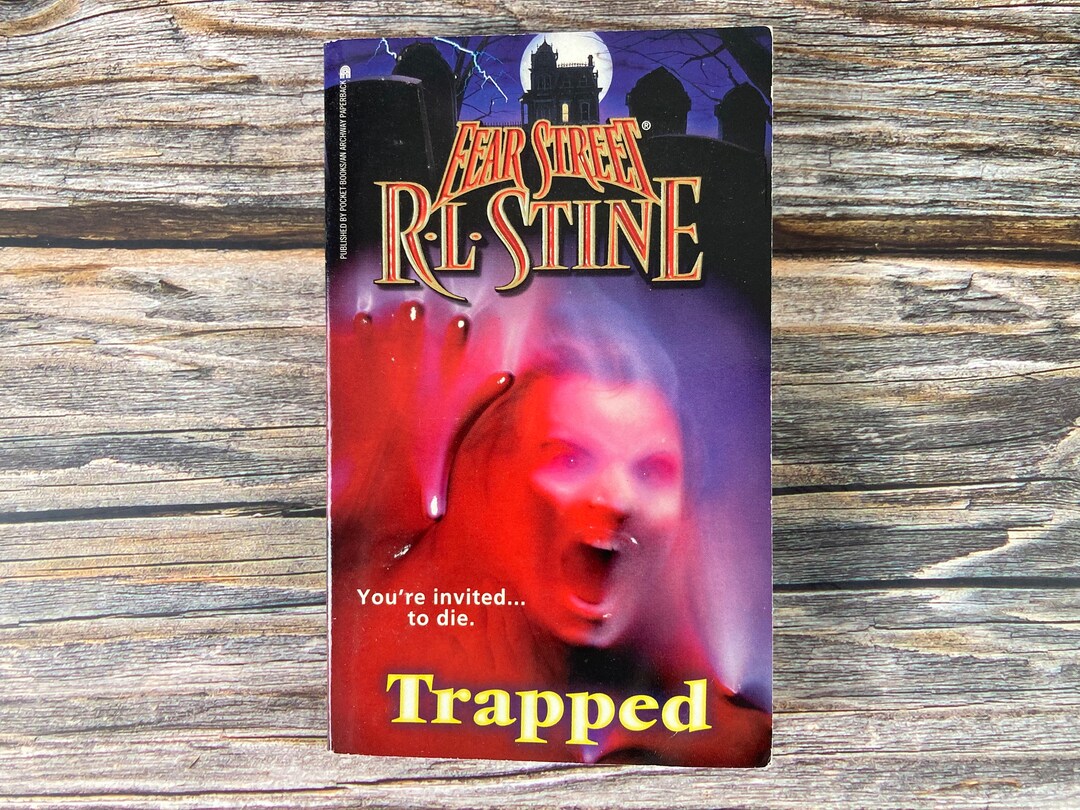 Trapped by R.L. Stine - Fear Street | Archway Paperback Horror, Young ...