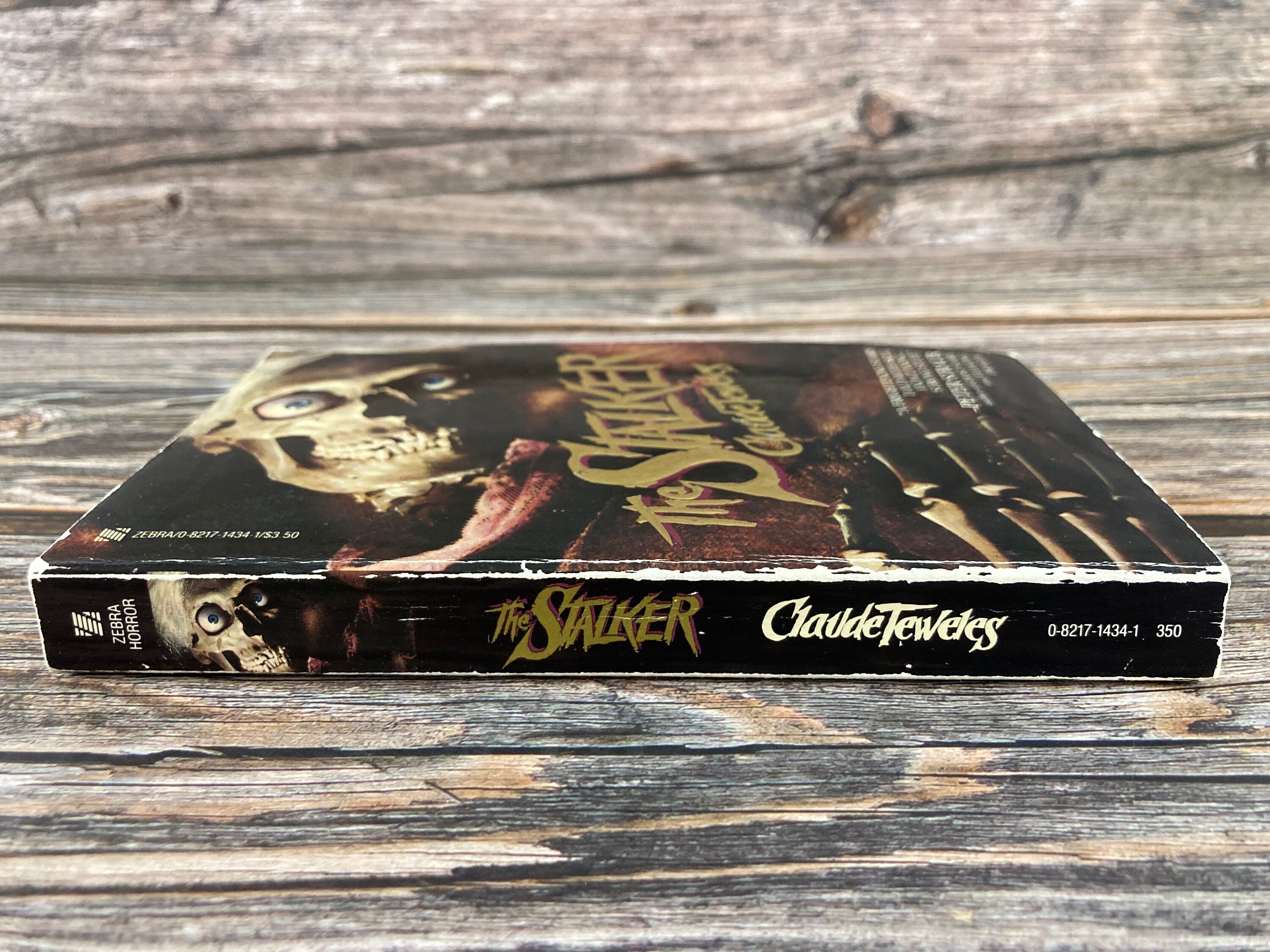 The Stalker by Claude Teweles Zebra Horror Books Zebra Paperback Horror ...