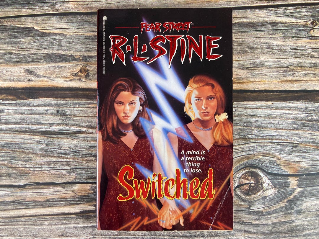 Switched by R.L. Stine Fear Street | Archway Paperback Horror, Young ...