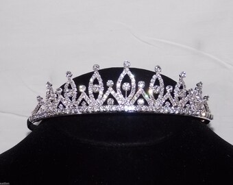 Vintage tiara | Etsy
