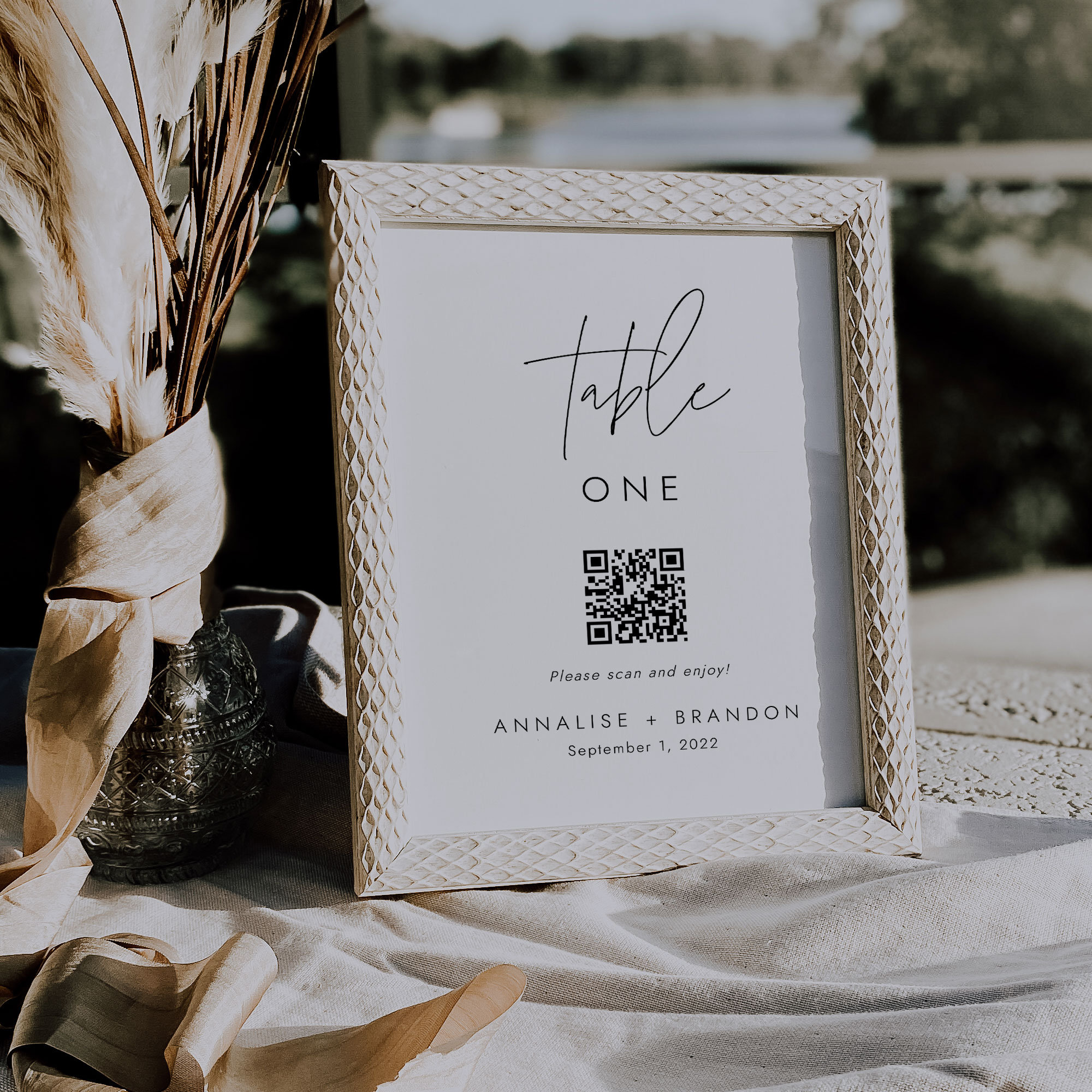 Modern Table Numbers with QR Code Printable Link Guests to | Etsy