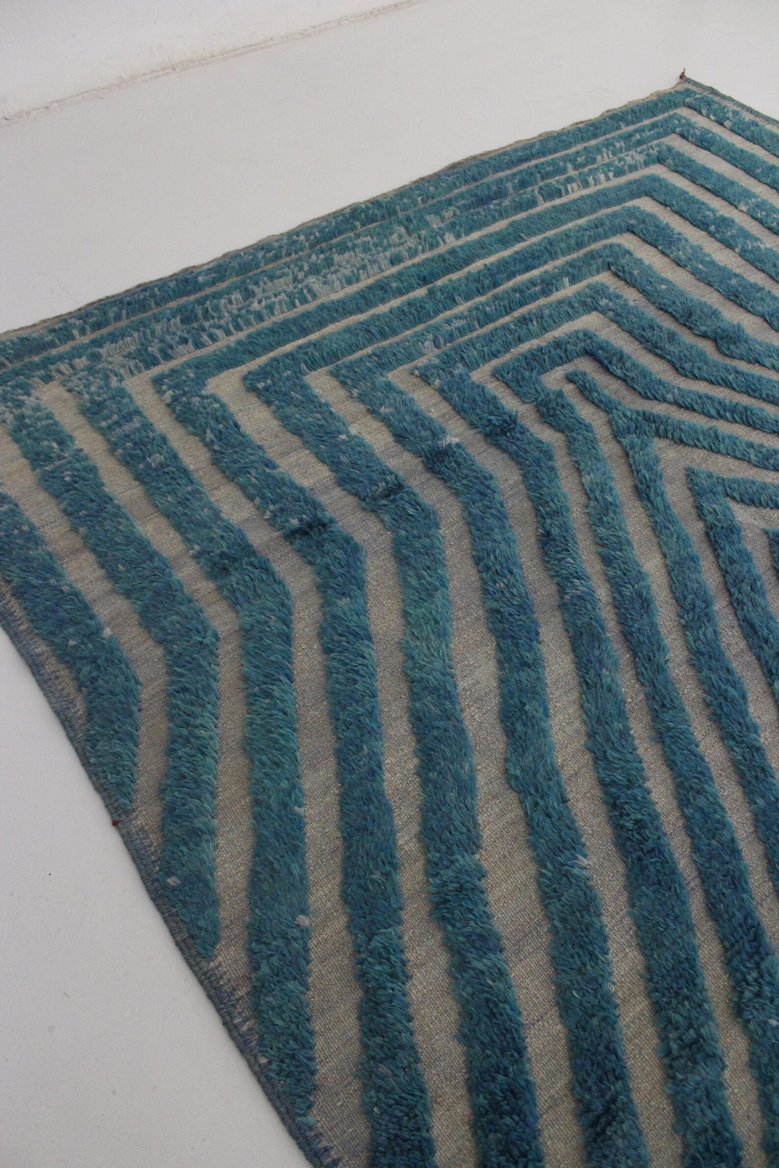 Contemporary Moroccan Tufted Rug THE LAPIS TREE 6 Ft 10 X 10 6 - Etsy