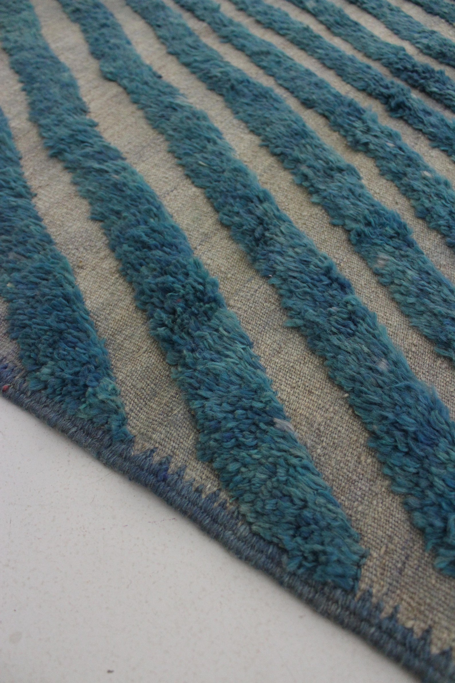 Contemporary Moroccan Tufted Rug THE LAPIS TREE 6 Ft 10 X 10 6 - Etsy