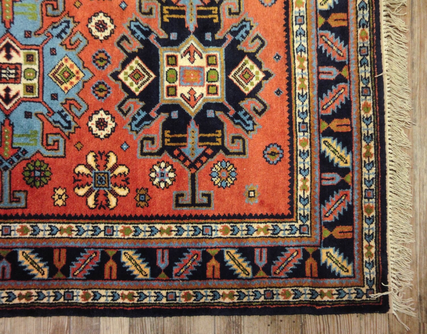 4x7 Caucasian Design Vintage Hand-knotted Rug 027292 - Etsy