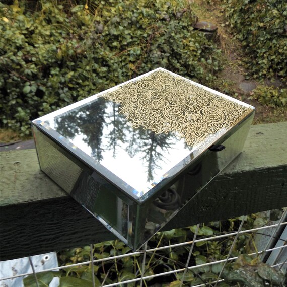 Beveled Mirror Mystery Stash Box - Gem