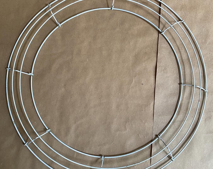 Enameled Steel Wreath Frame Repurposed Upcycle 1990s - Etsy