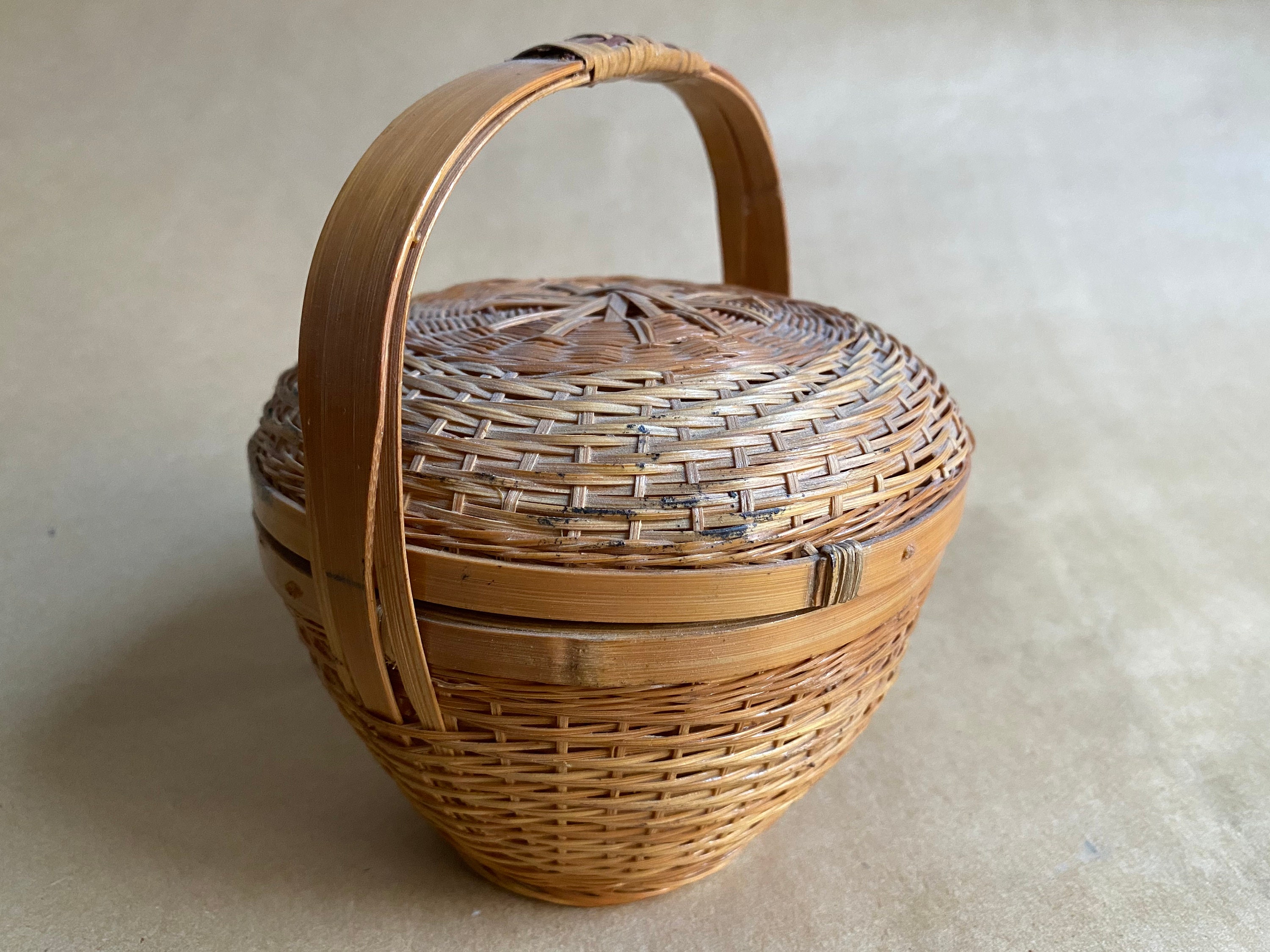 Small Round Lidded Basket Potpourri Basket - Etsy