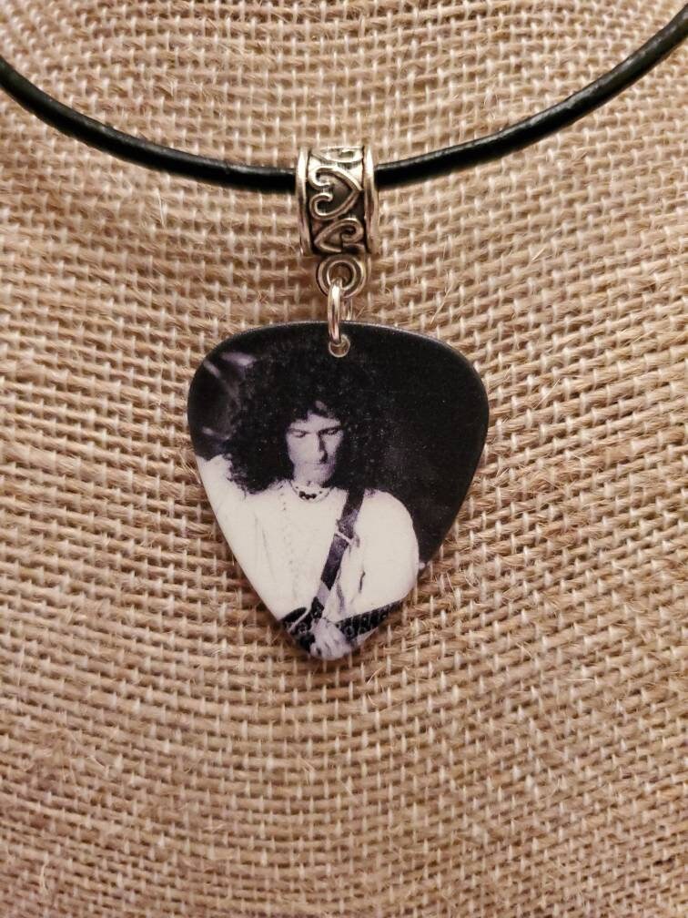 EARL'S Court Brian Necklace..hot 70s Bri..fire - Etsy